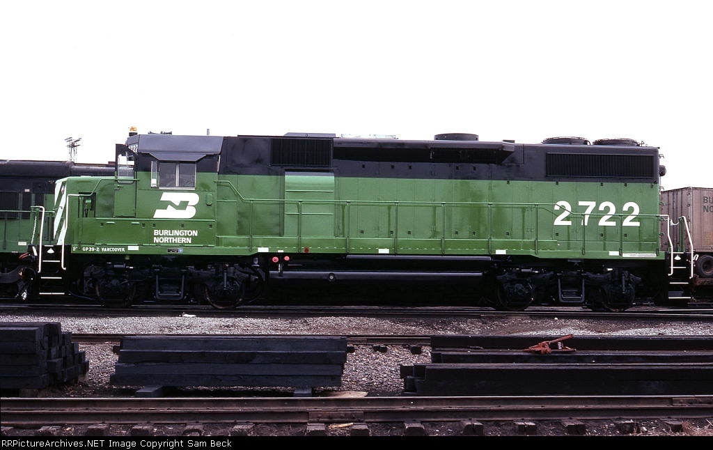 BN 2722--New GP39-2